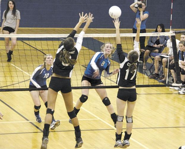 Moose sweep rival Knights | Preps | frontiersman.com