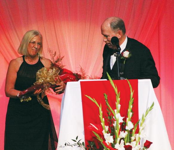 Supporters descend on Valley inaugural ball | Valley Life ...
