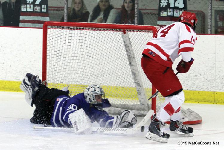 Warriors skate past Moose, earn No. 1 seed in North Star tourney ...
