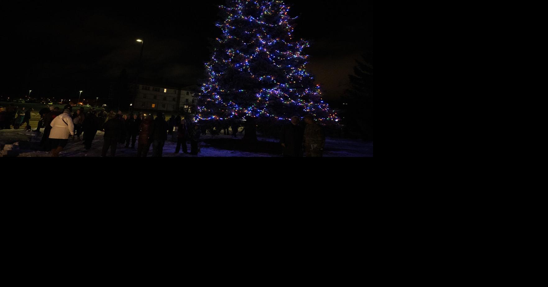 JBER hosts annual tree lighting ceremony | AK•MIL | frontiersman.com