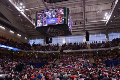 Trump wins Alaska, for the 15th consecutive Republican victory in the ...