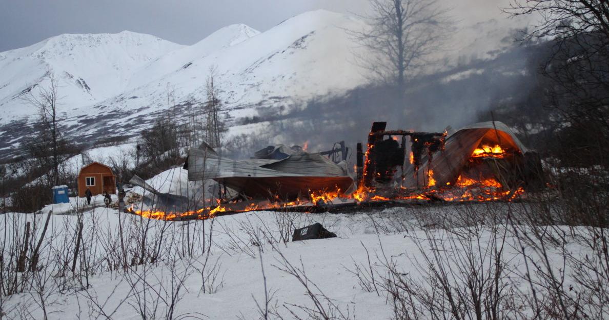 Fire consumes Motherlode Lodge in Hatcher Pass | Local News ...