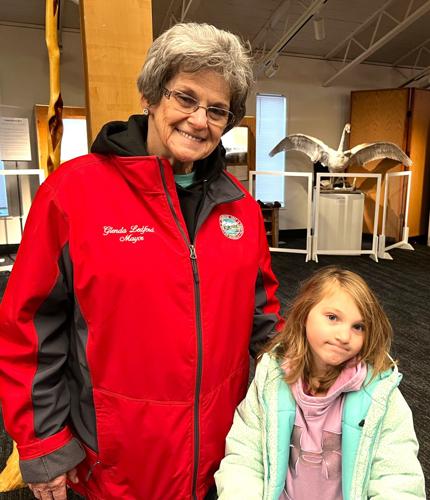 Wasilla Tree lighting marks beginning of the Christmas season | Valley ...