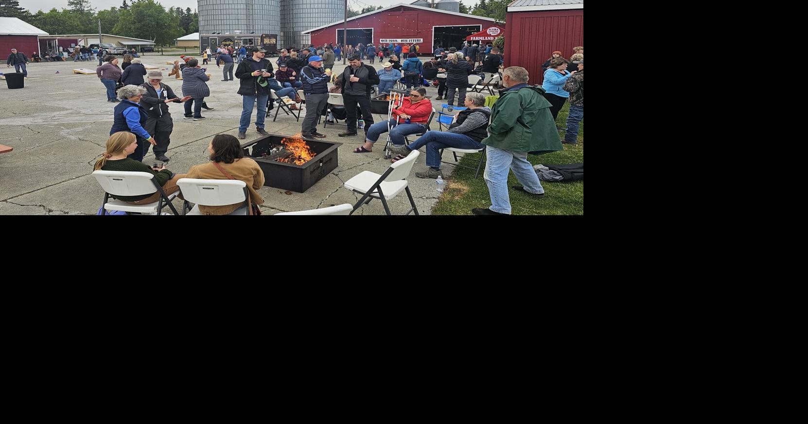 Save Farms! fundraising event draws large turnout | Valley Life ...