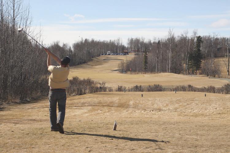 Settlers Bay Golf Course boasts another early April opener | Local ...