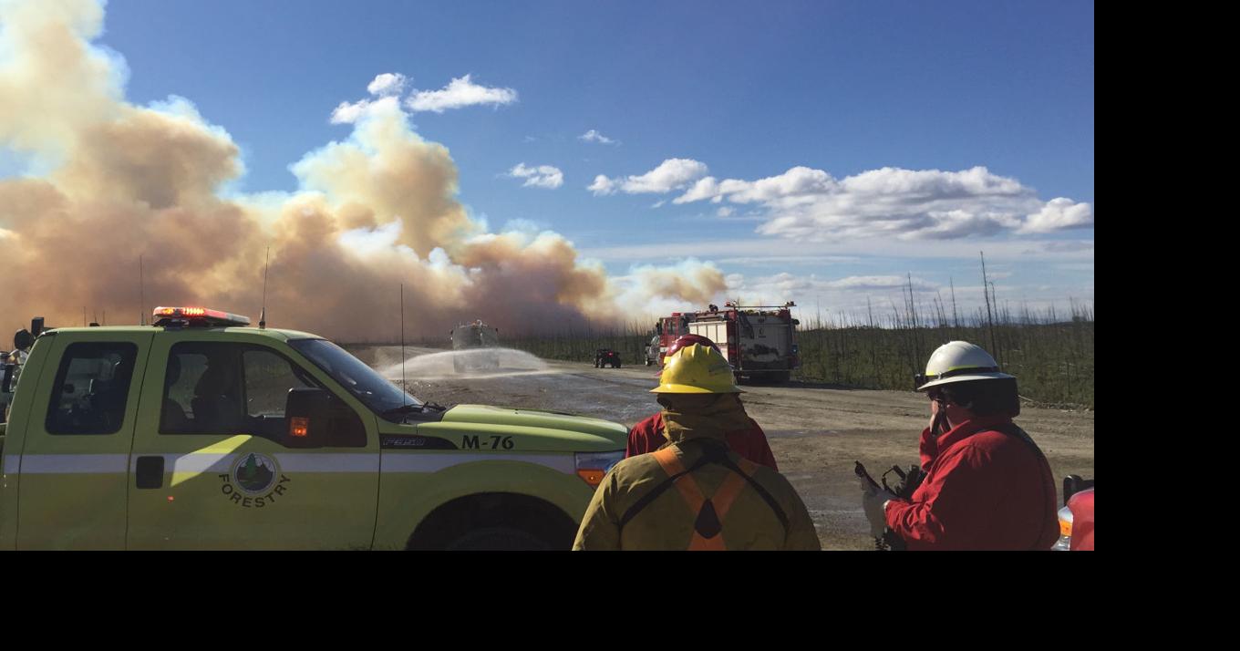 Fire crews, terrain slow progress of Houston-area wildfire | Breaking ...