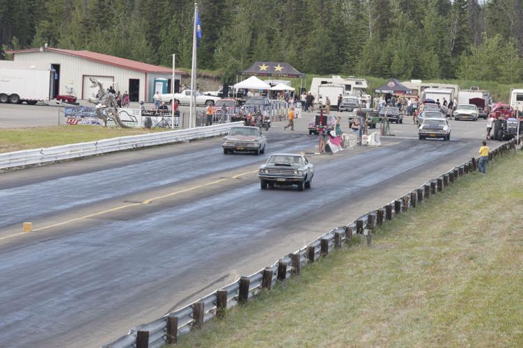 Thunder Valley Flag Drag | Sports | frontiersman.com