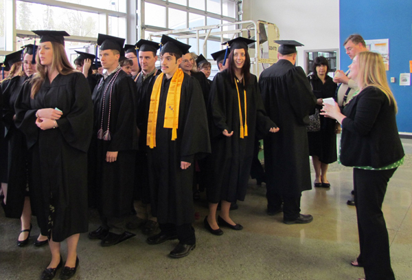 2012 Mat-Su College Graduation | Featured | frontiersman.com