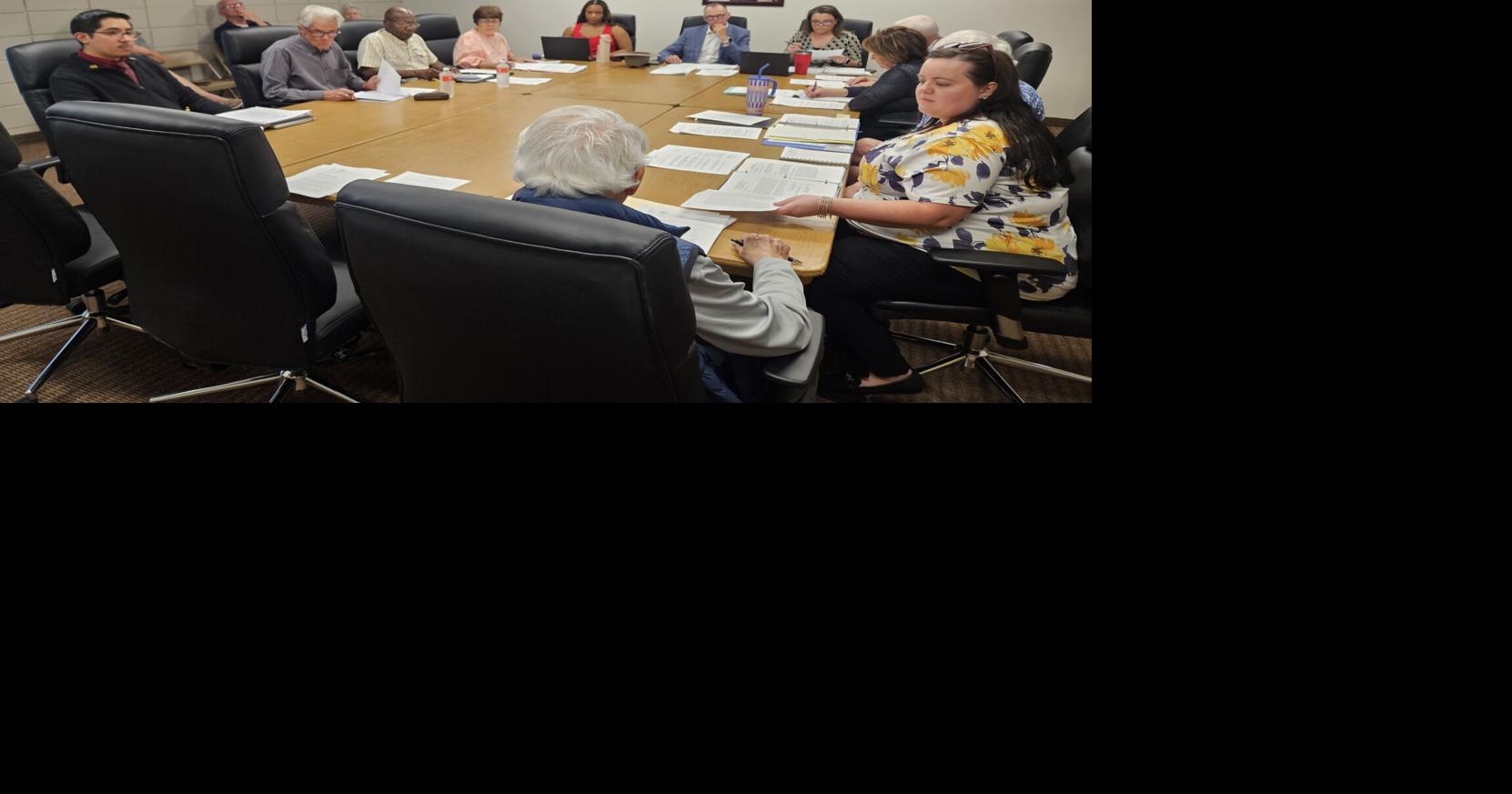 Charter Review committee completes mission; 15 proposals head to ...