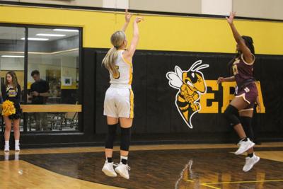Era girls pull away from Collinsville | Sports | gainesvilleregister.com