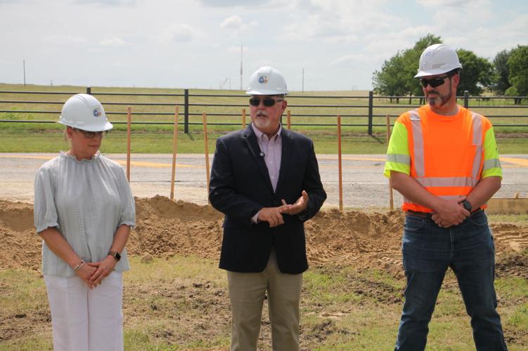 Sidewalk Groundbreaking | Gallery | gainesvilleregister.com