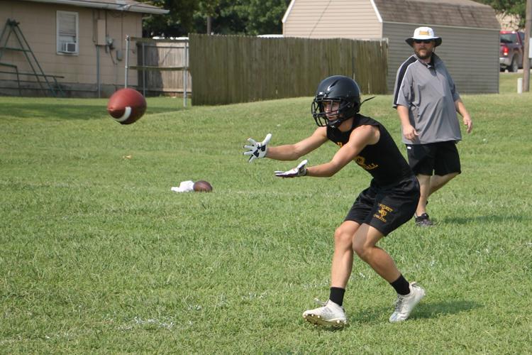 Football practice ramping up | Sports | gainesvilleregister.com
