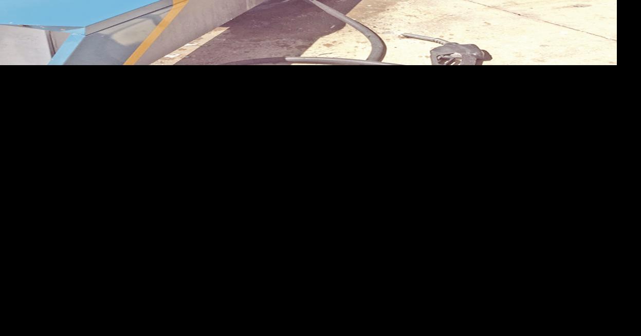 Gas pump catches fire after crash | News | gainesvilleregister.com