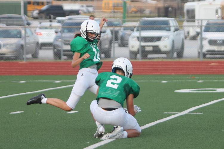 Moss sisters lend legs to Valley View football squad | Sports ...