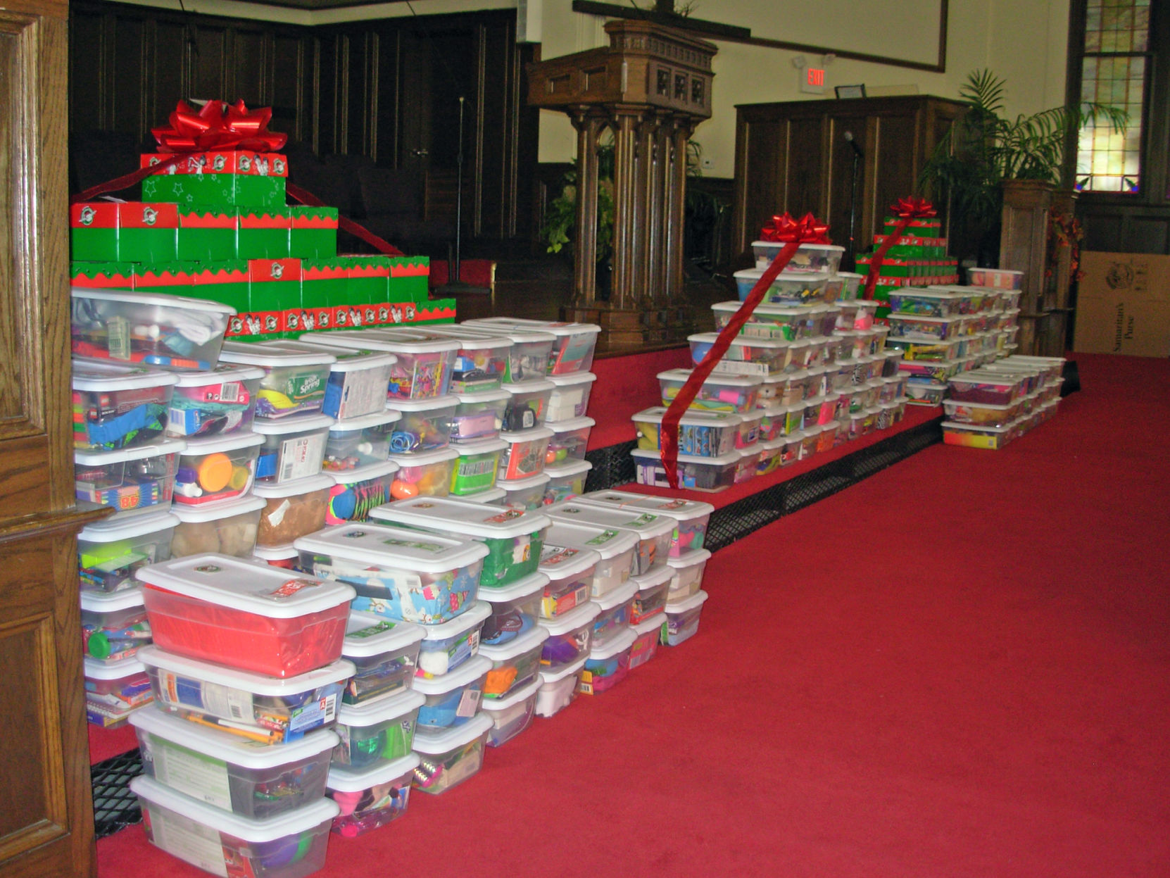 Operation Christmas Child drop-off at First Baptist | News ...