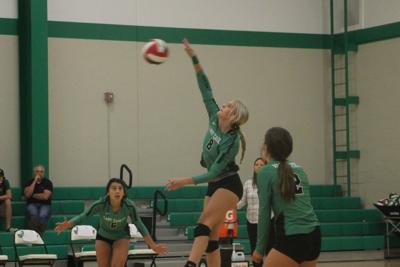 Youthful Eagles fall to Saint Jo | Local Sports | gainesvilleregister.com