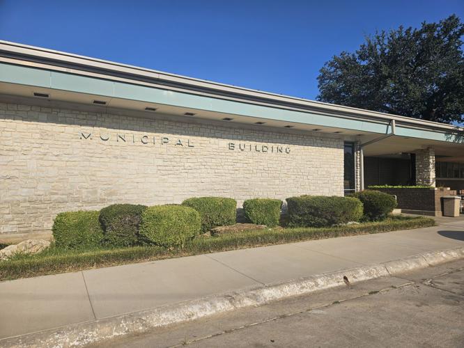 Council floats grand funding for sewer system, Dozier Creek pipeline ...