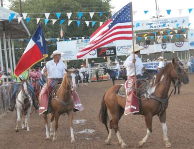 Rodeo entertains large crowds | Local News | gainesvilleregister.com