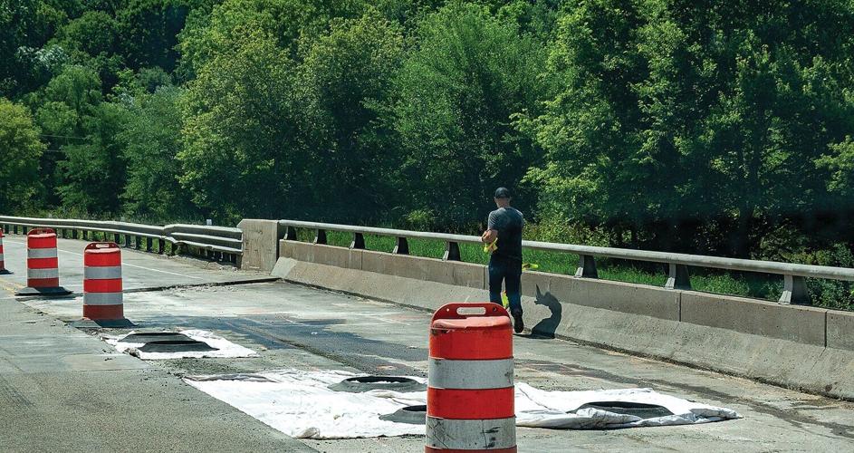 Bridge pothole repair | Local News | galenagazette.com