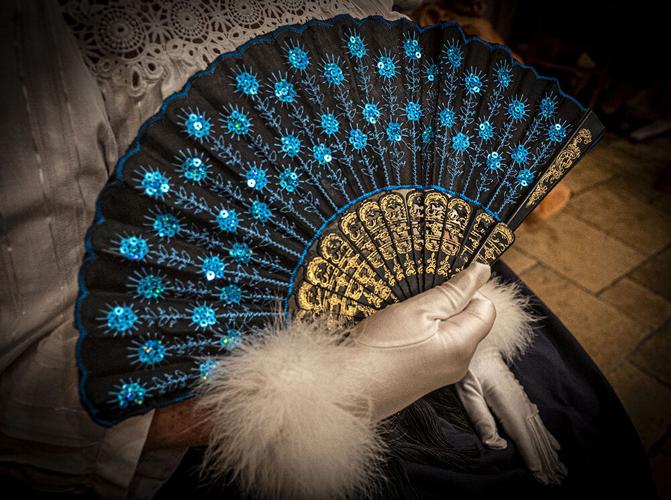 Party like it's the 1800s at the General’s Ball | | galenagazette.com