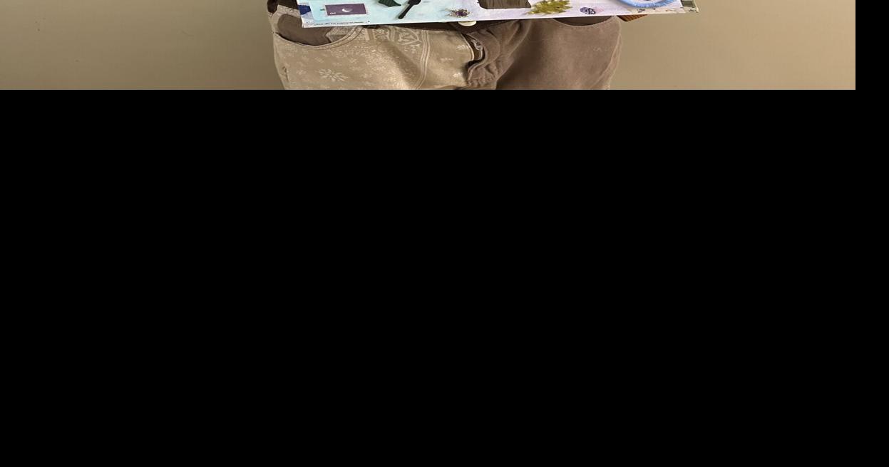 Artist of the Month | News | galenagazette.com