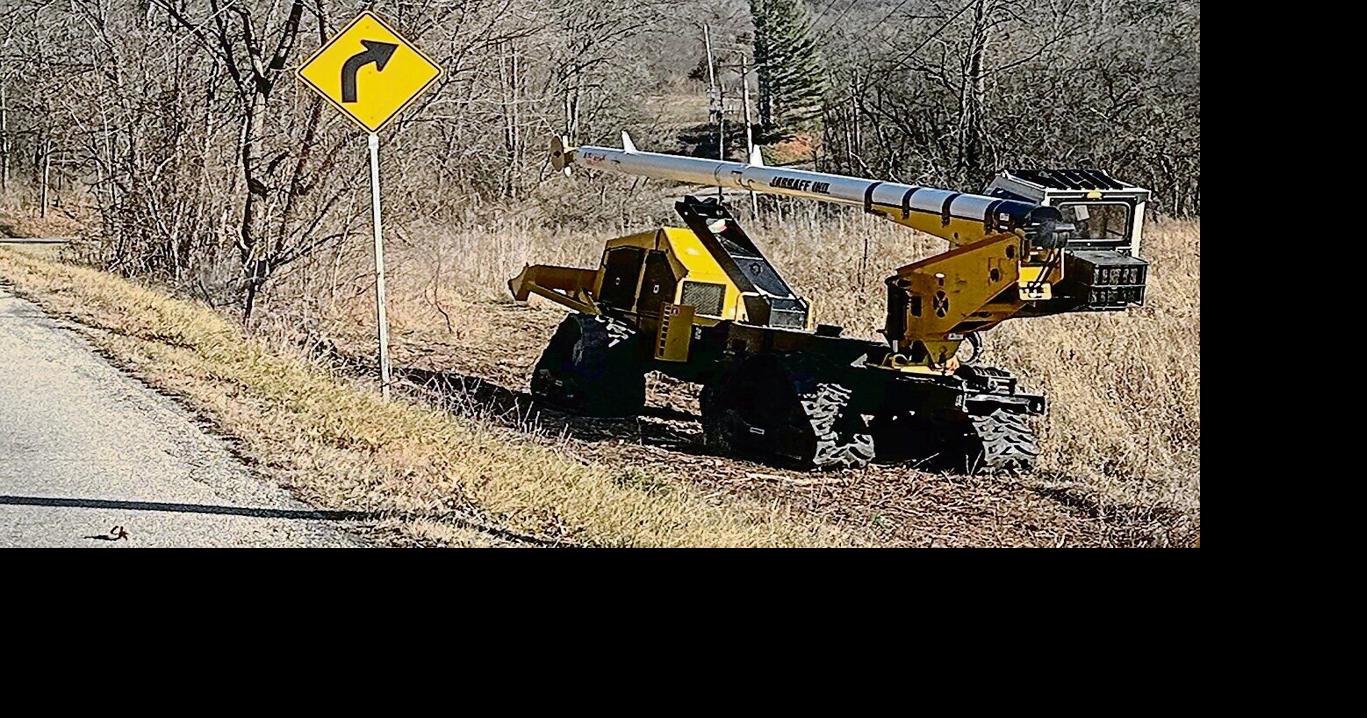 Zielies Corporation helps clear tree limbs from power lines | Local ...