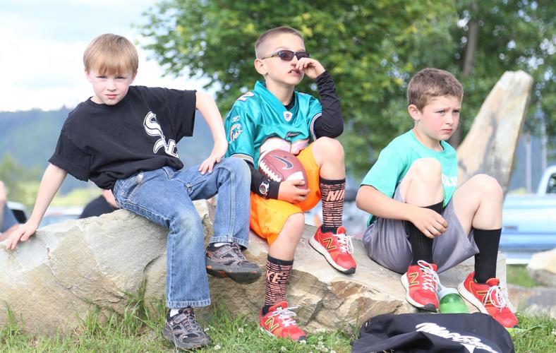 Jan 8 Featured Sports Photos | Sports | gazetterecord.com