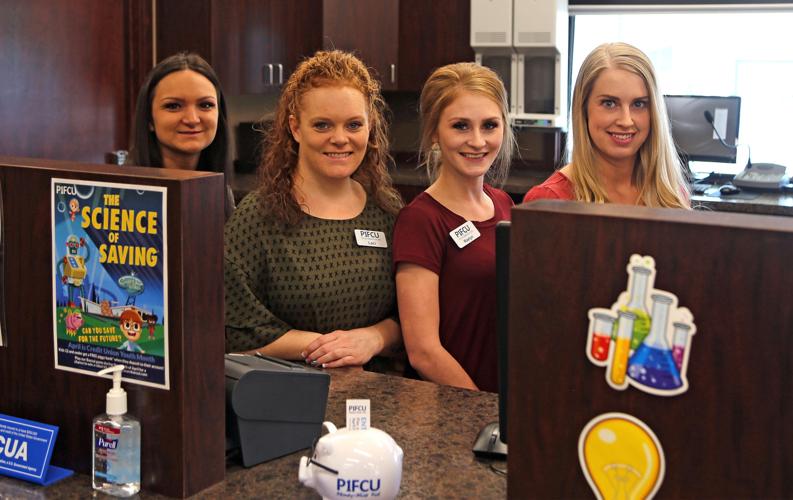 Chamber honors P1FCU, Dr. Thurston, boosters | News | gazetterecord.com