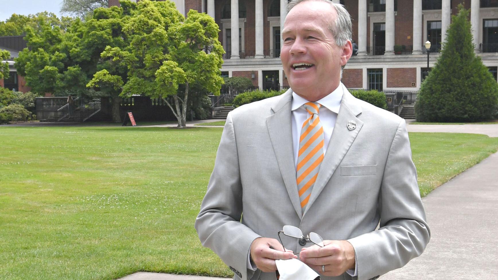 Ed Ray looks back on 17 years as president of OSU