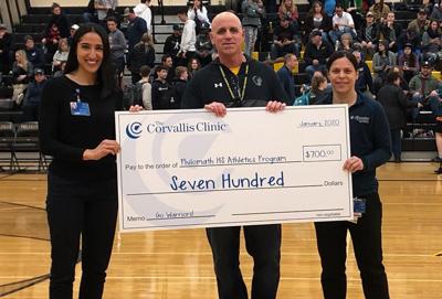 The Corvallis Clinic donates to PHS athletics