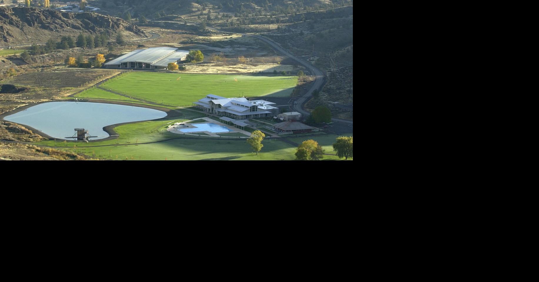 Gallery: Life after the Bhagwan (2001)