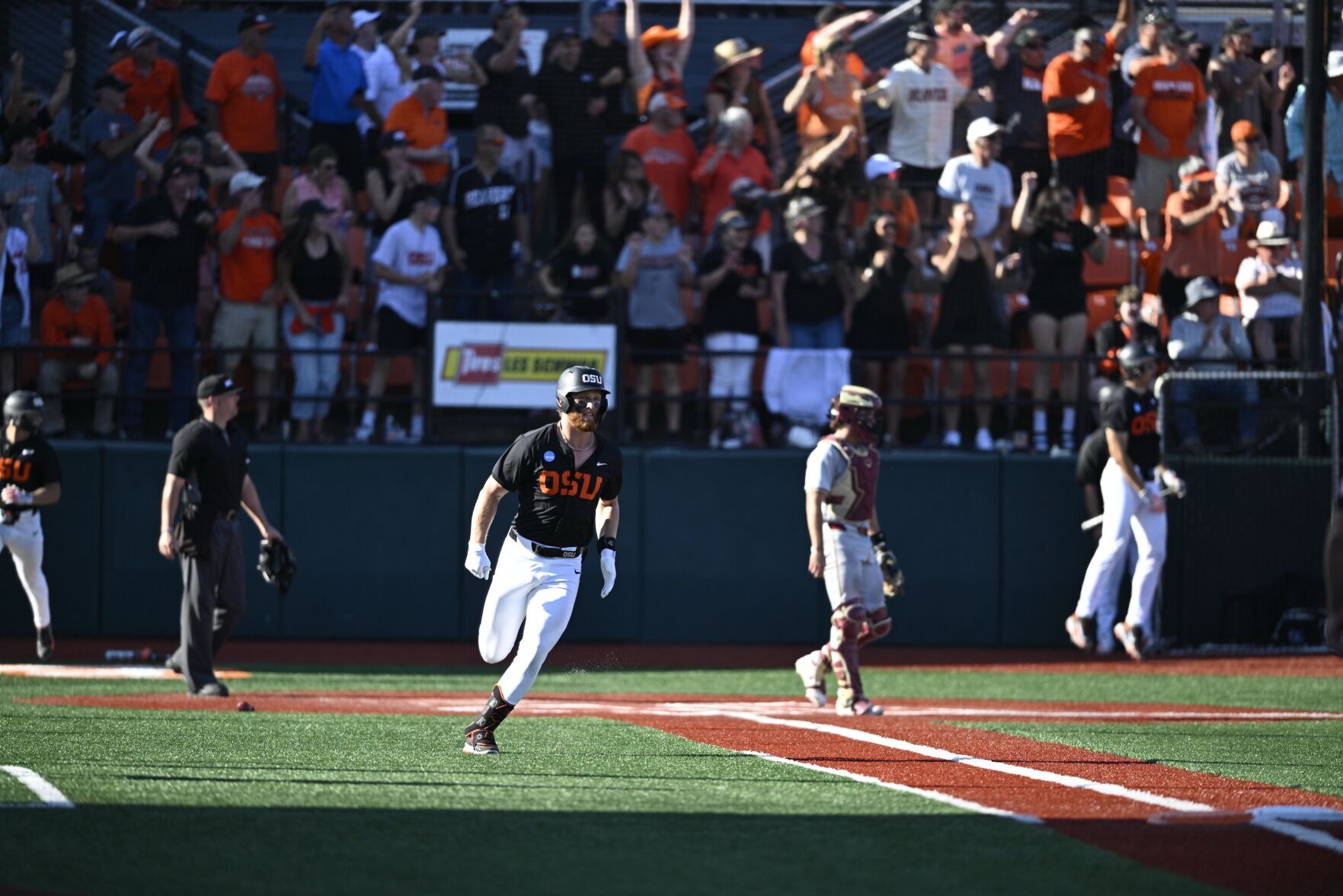 Oregon State baseball comes back to win game one of supers