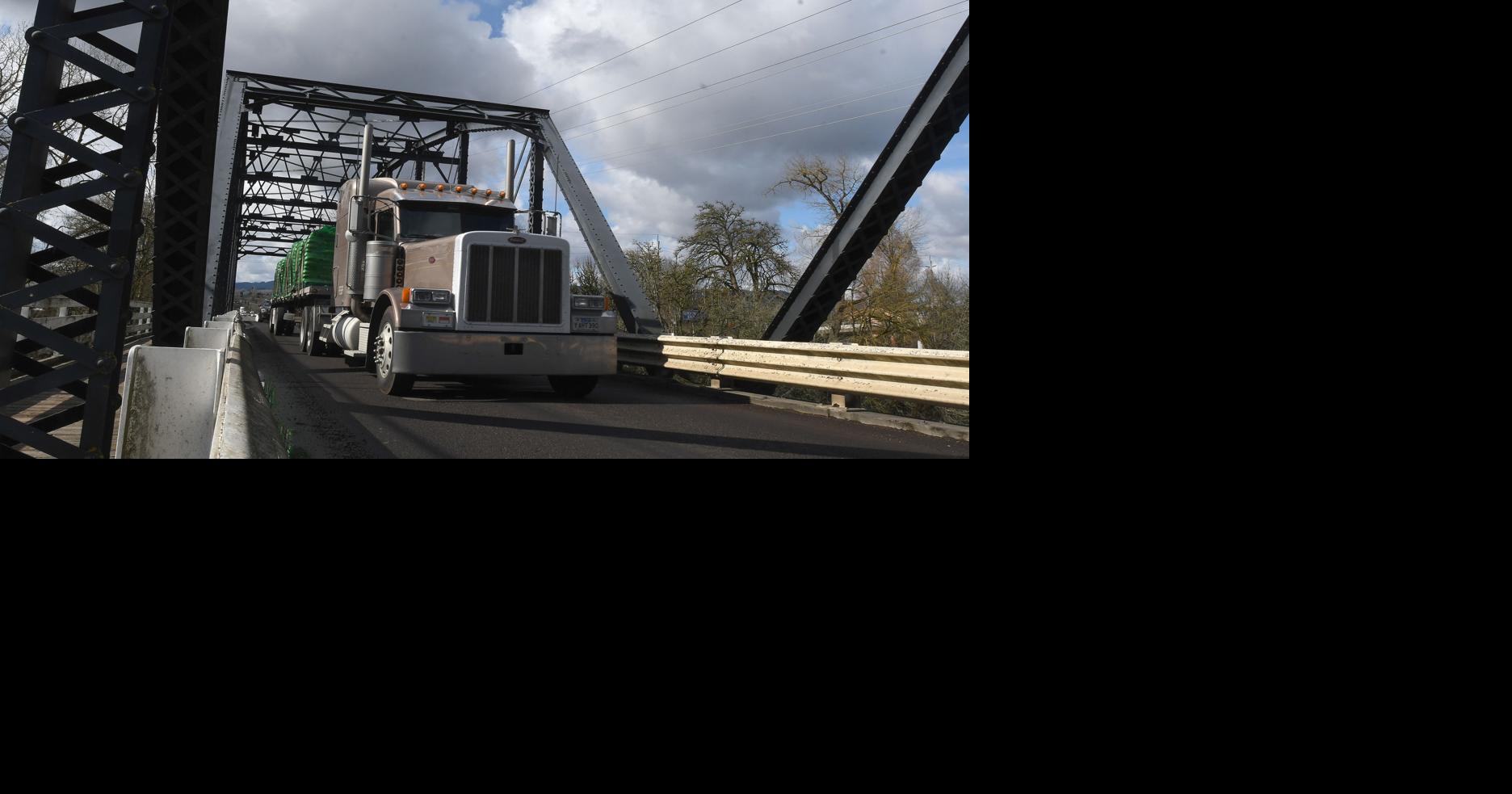 Oregon to begin fining overweight trucks on Corvallis bridge