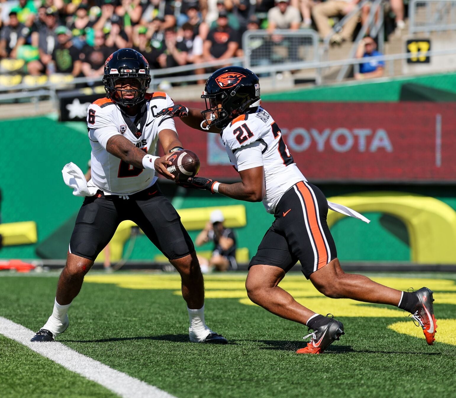 Beavers, Ducks to renew football rivalry in 2028