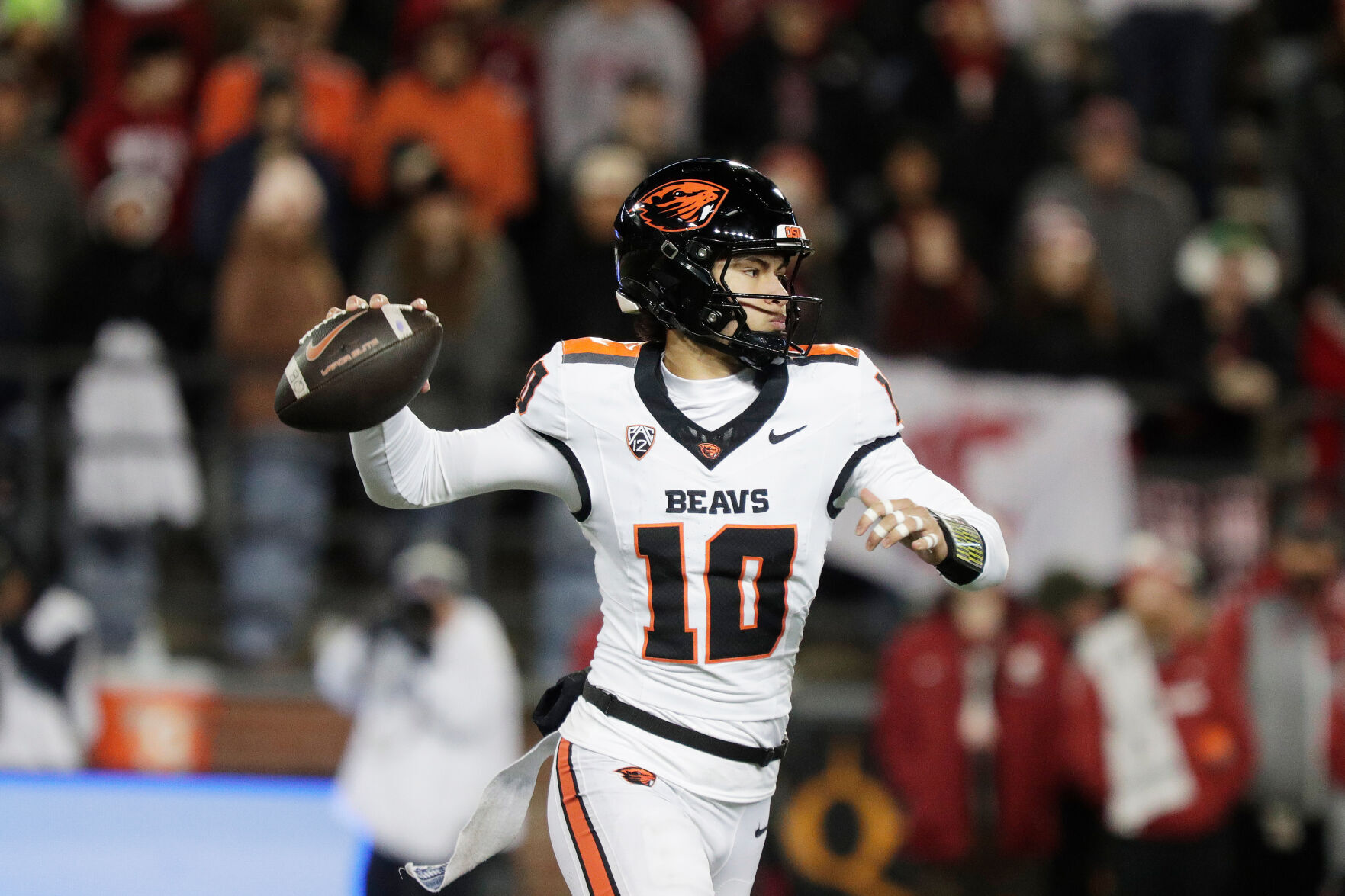 Oregon State football 2025 season recap, injuries, QB play