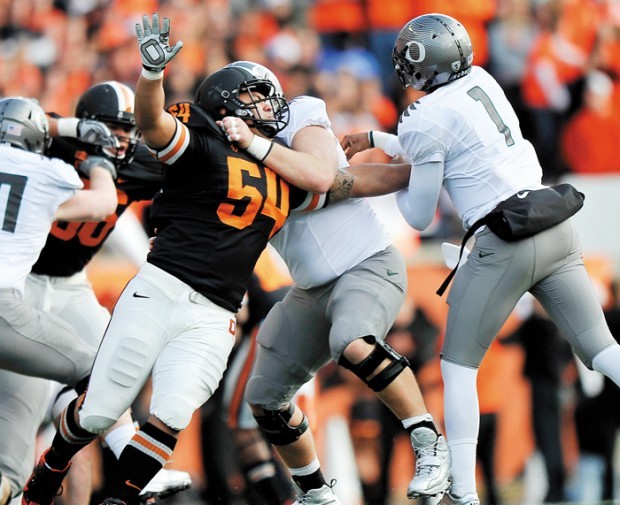 Paea named Pac-10 Defensive Player of Year, headed to Senior Bowl