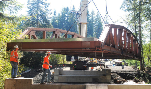 Replacement Harris Bridge installed