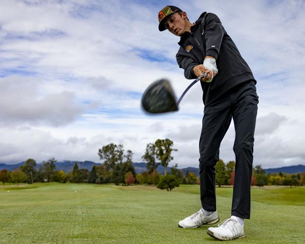 OSU golfers Hodgkinson and Johnson are off to fast starts