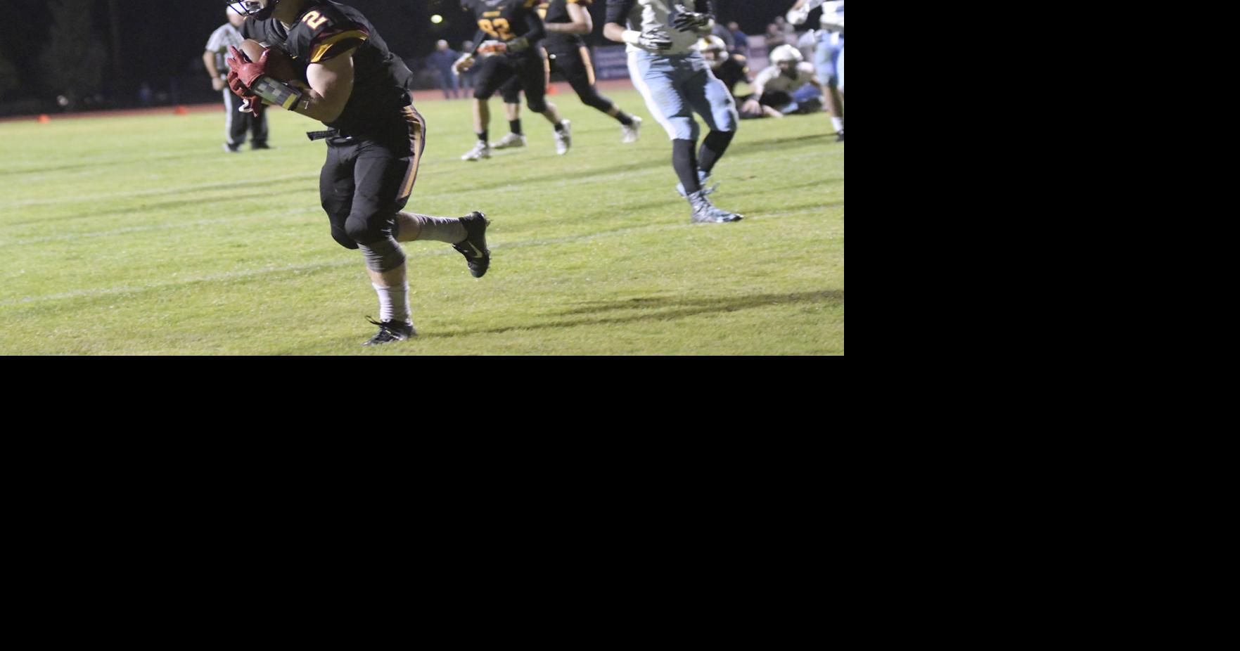 CV-CHS football: Crescent Valley tops Corvallis in instant thriller