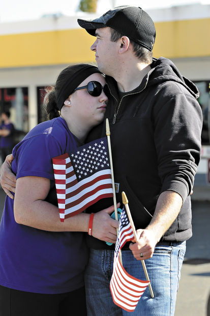 Crowd greets motorcade for fallen Philomath soldier Cody Patterson ...
