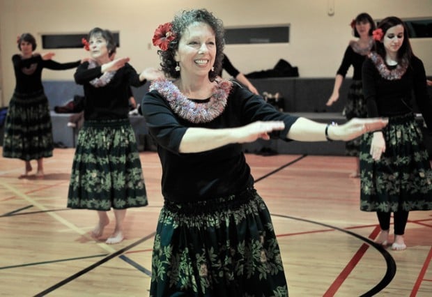 Hula class warms cool night