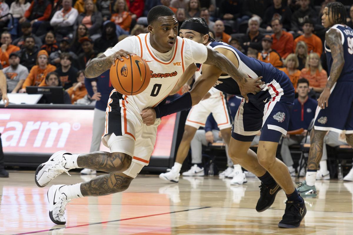 Oregon State rolls past Pepperdine, Fallah out with injury