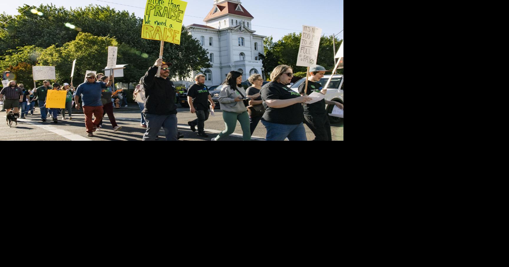 Benton County labor union votes, strike set for mid-November
