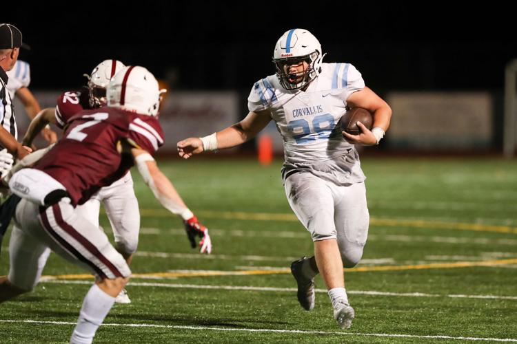 Prep football: Worsch carries Spartans past Raiders