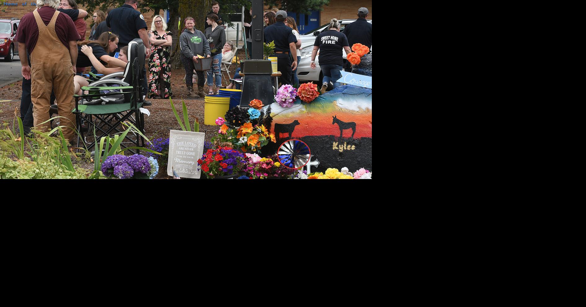 Gallery: Kylee Simonis greeted by friends, family and community members