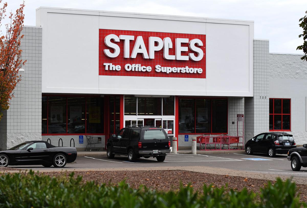 Staples to close in November
