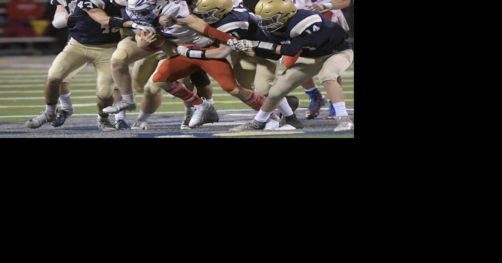 Prep football: Alum Pouliot leads Bulldogs defense in stellar season