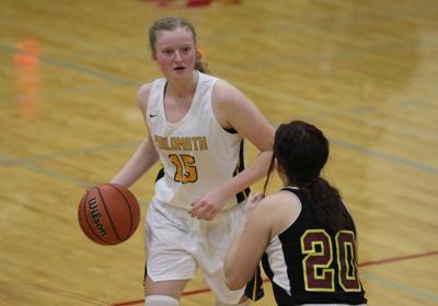 Philomath's girls knock off another unbeaten team and improve to 8-0