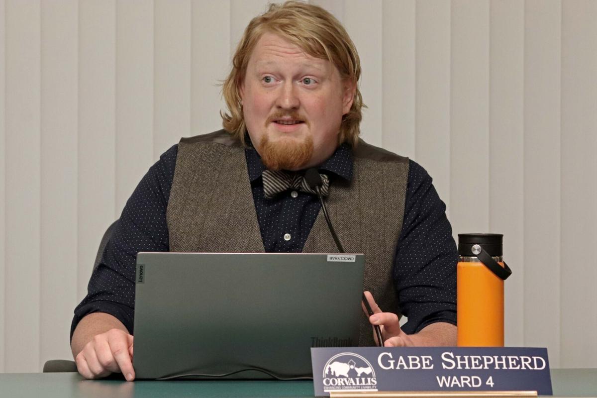 Shepherd leads early returns for Benton County commissioner