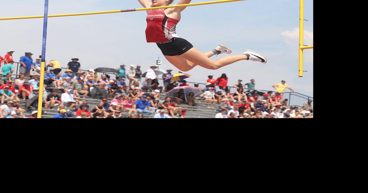 Berm's Carlson repeats as pole vault state champion | Sports ...
